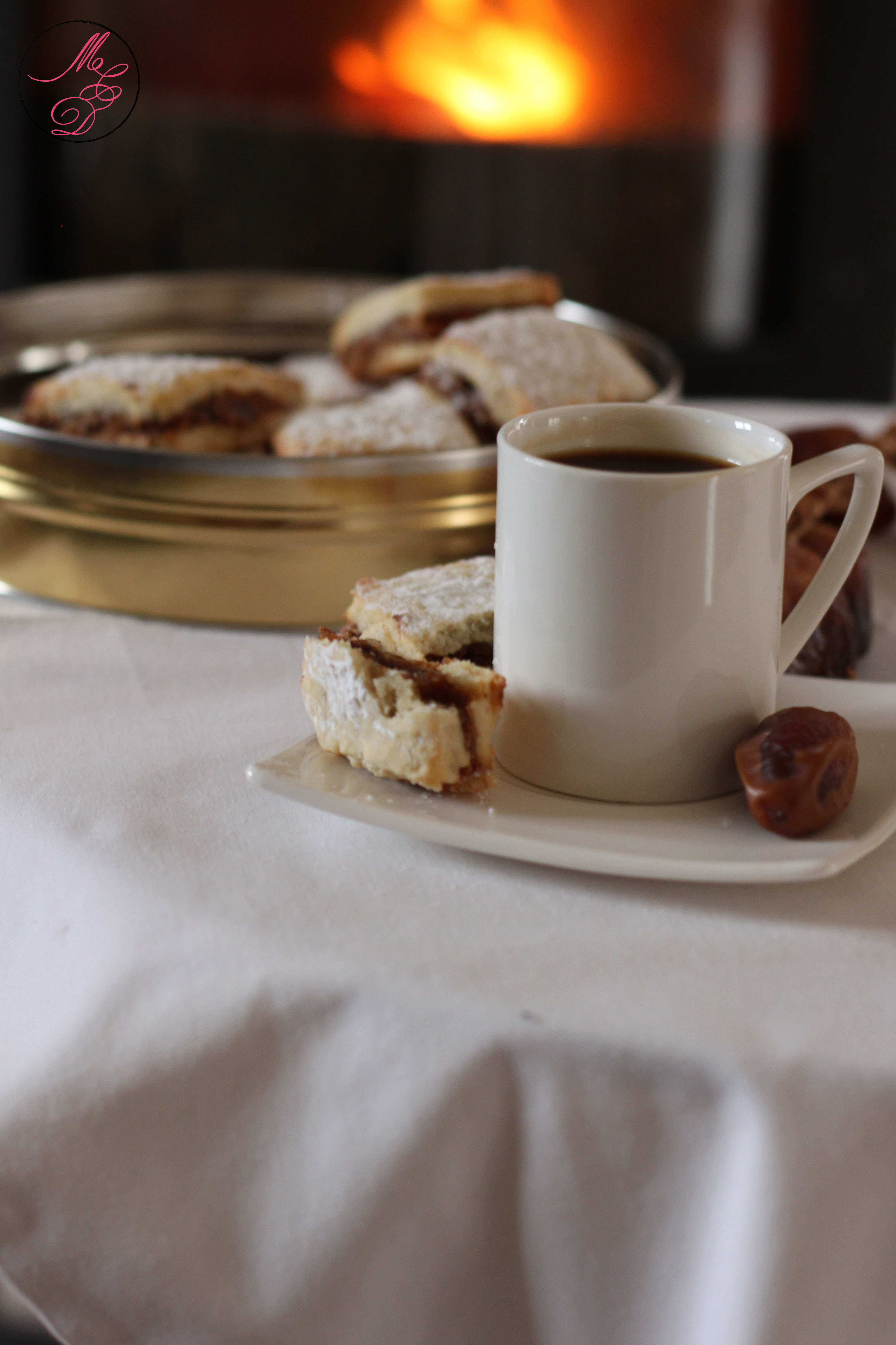 Biscuits fourrés aux dattes